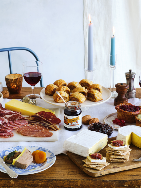 How to host a pre-Christmas gathering