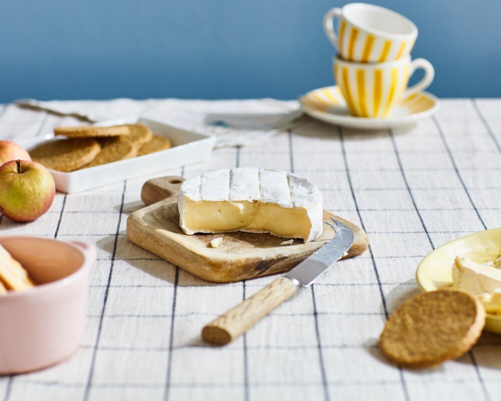 Cornish Brie (200g) | Field & Flower